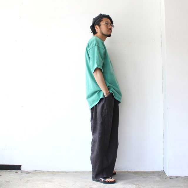 Men's Styling Vol.988「ヘビールーズTee×リネンサーカスパンツ×ベレー」